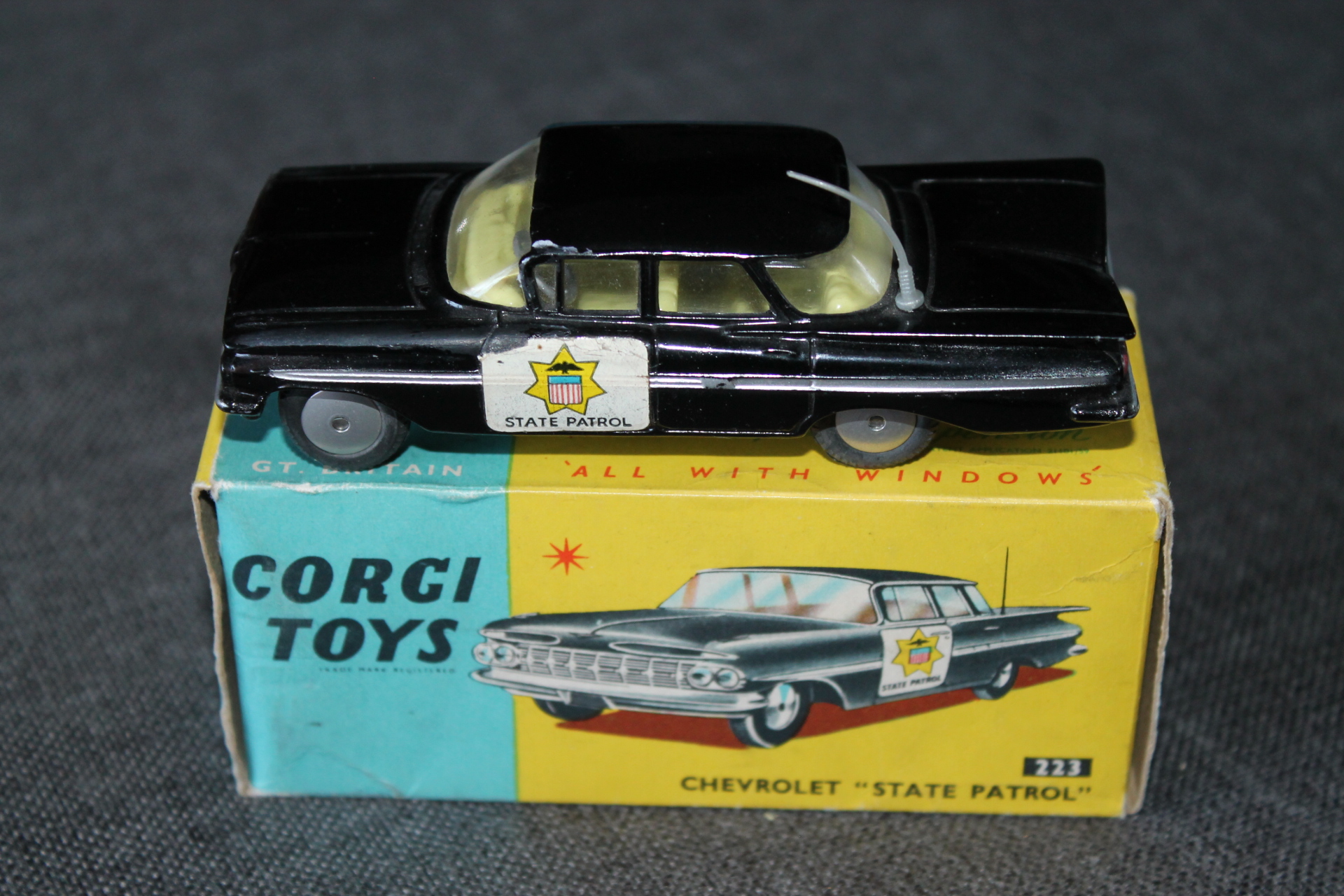 Corgi Toys 223 Chevrolet 'State Patrol - Diecast