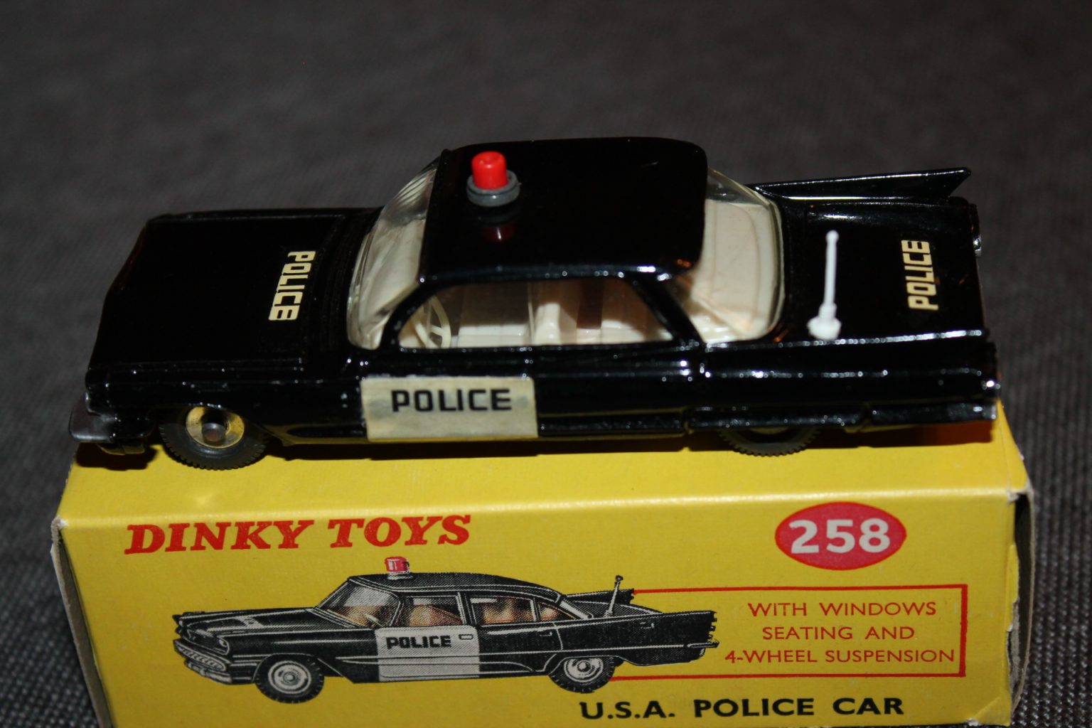 Dinky Toy 258 USA 'Cadillac' Police Car - Diecast