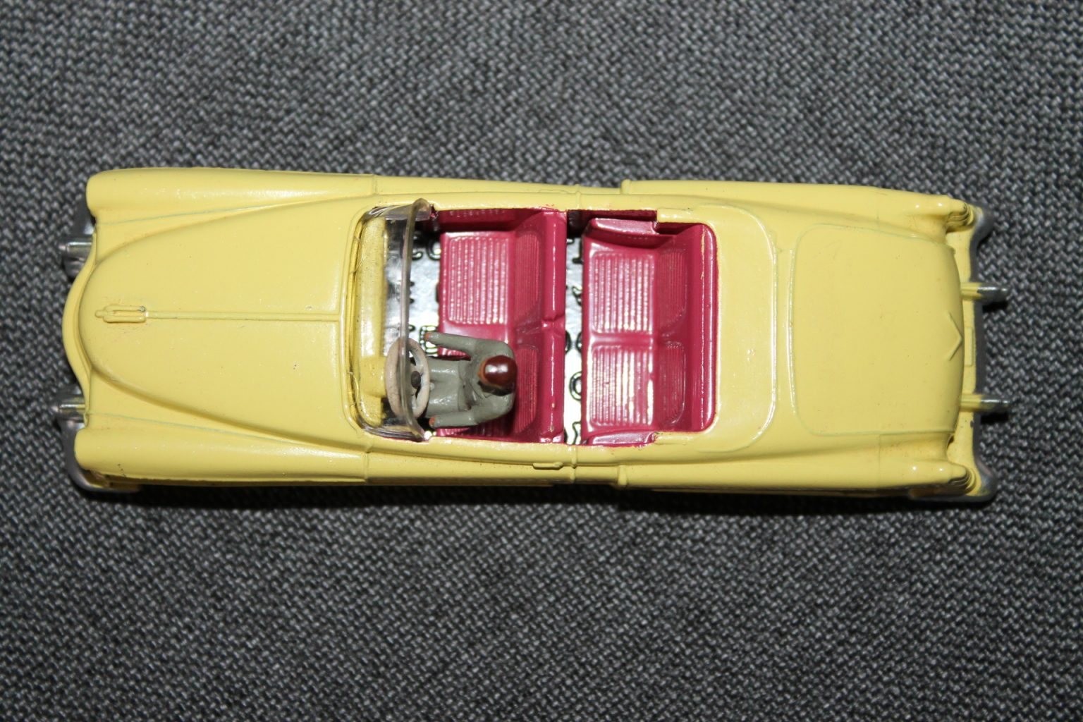 Dinky 131 Cadillac Eldorado Tourer | Almost Mint