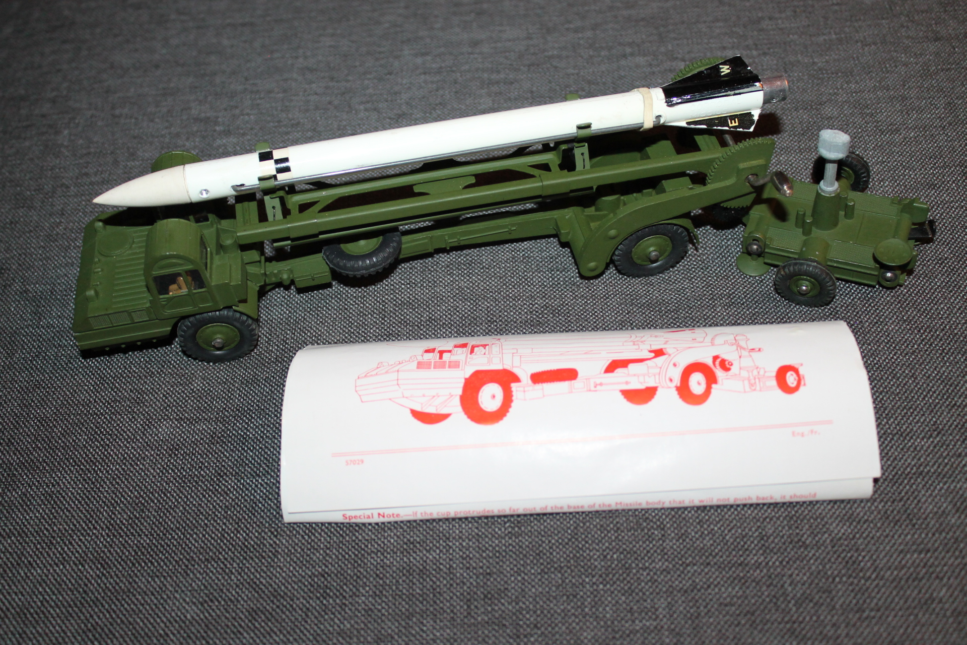 Dinky 666 Missile Erector Vehicle & Launching platform