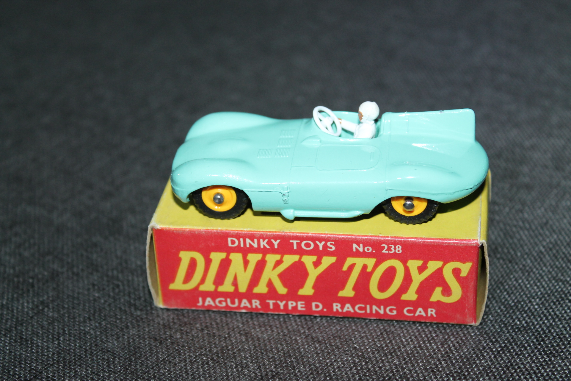 Dinky toys 238 'D' Type Jaguar | Almost Mint