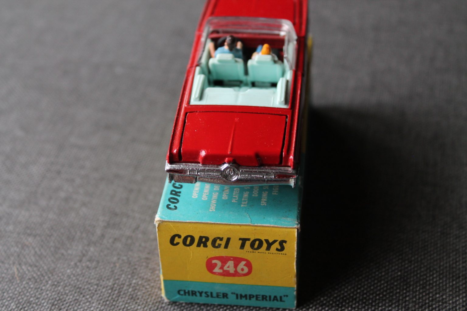 Corgi Toys 246 Chrysler Imperial - Diecast