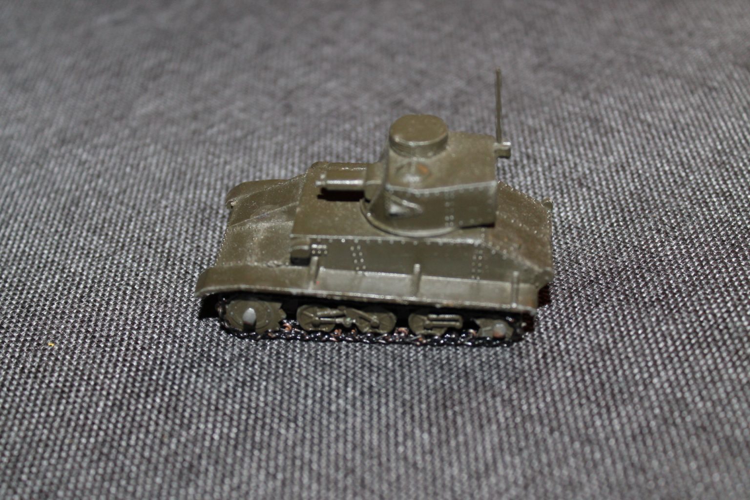 Dinky Toys 152a US Export Light Tank - Diecast