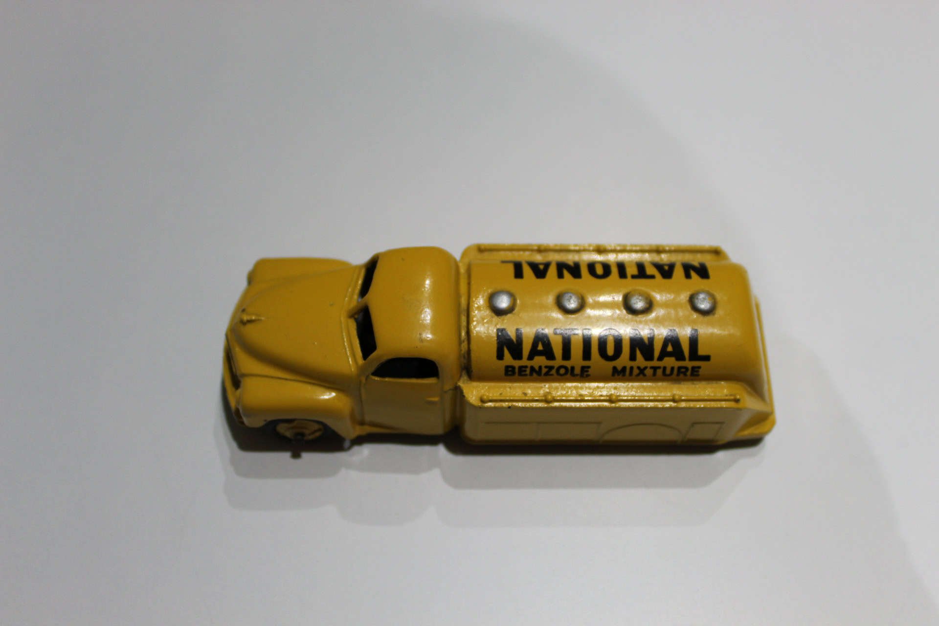 Dinky 443 Studebaker Tanker 'National Benzole' | Almost Mint