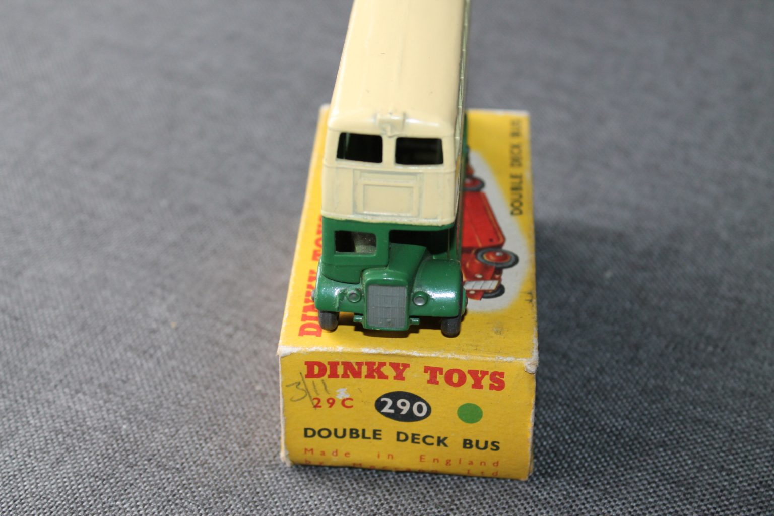 Dinky Toys 290 Double Decker Bus - Diecast