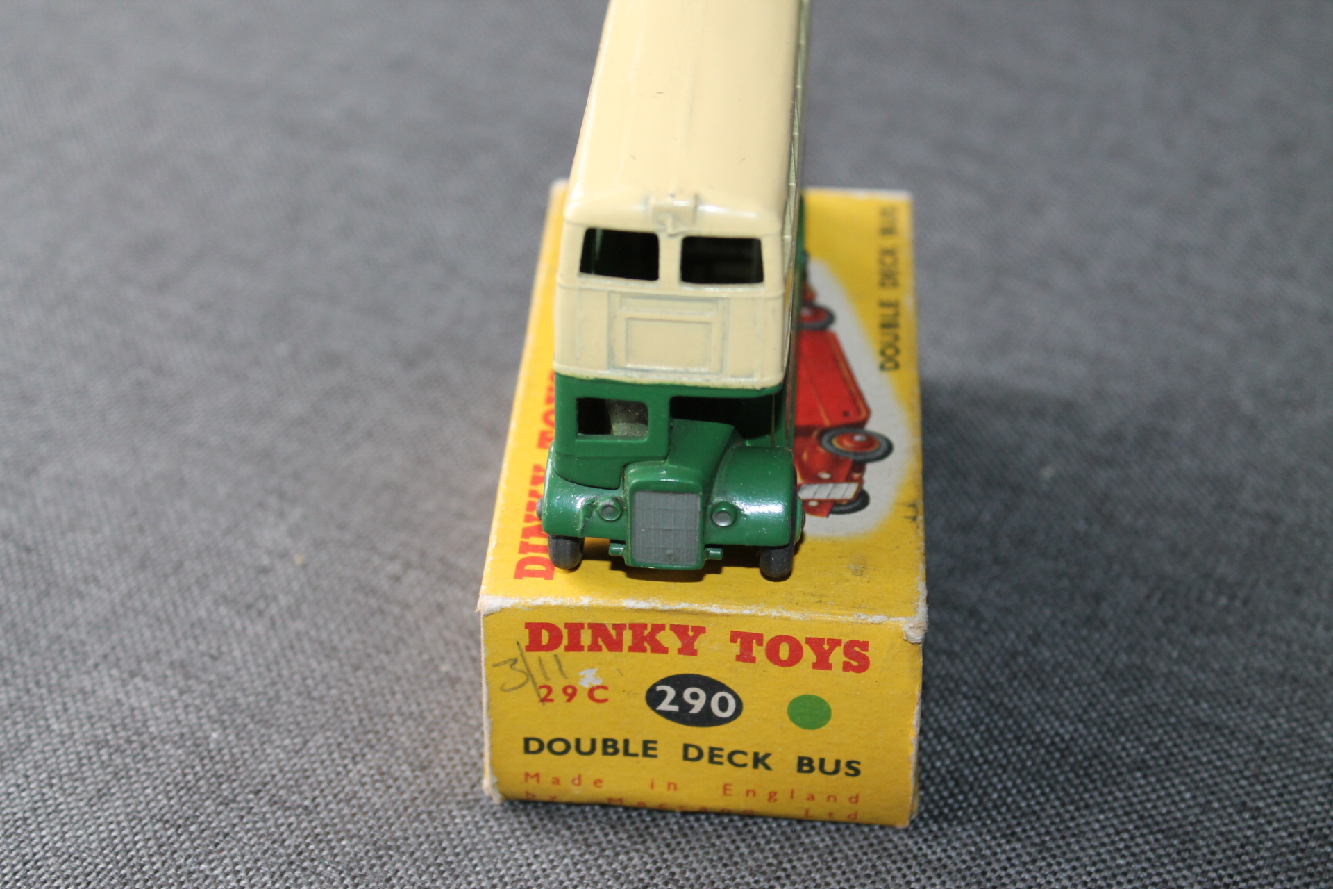 Dinky Toys 290 Double Decker Bus - Diecast