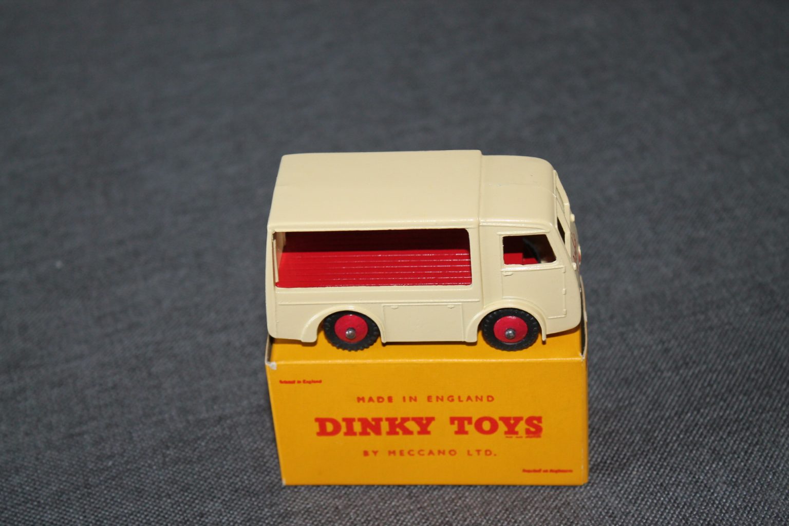 Dinky 491 Scarce Promotional 'Jobs Dairy' Milk Float