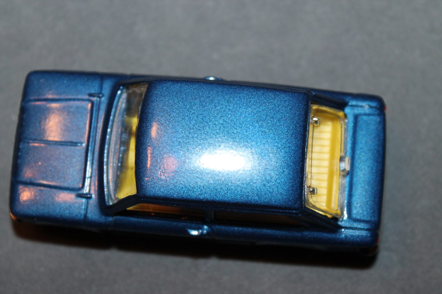 Corgi 251 Hillman Imp | metallic blue | Mint