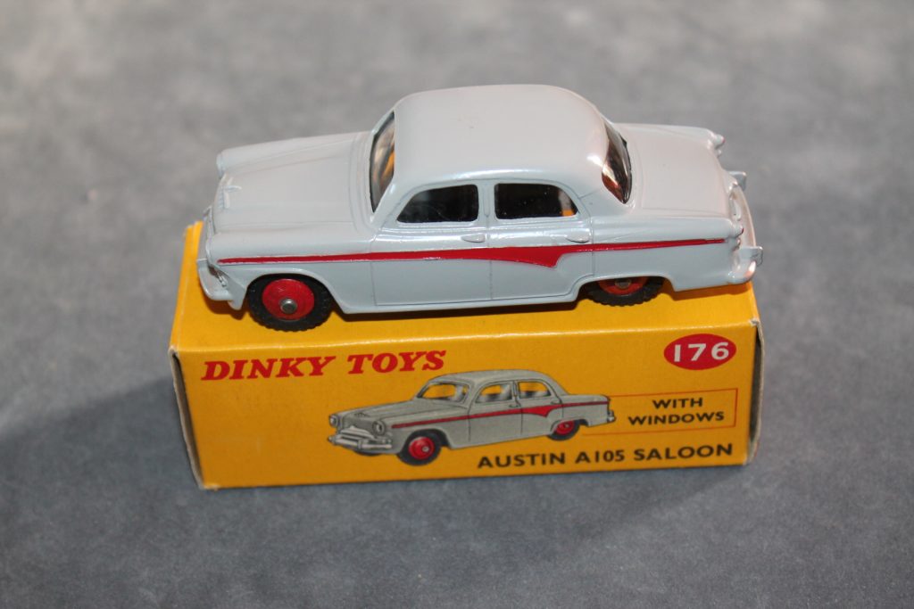 Dinky Toys 176 Austin A 105 - Diecast