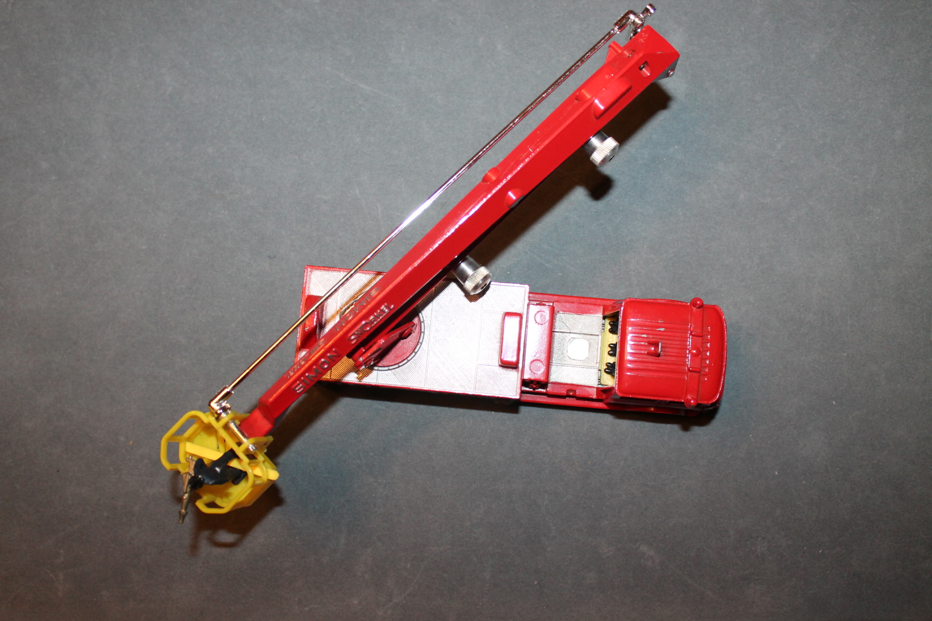 Corgi Toys 1127 Simon Snorkel Fire Engine - Diecast
