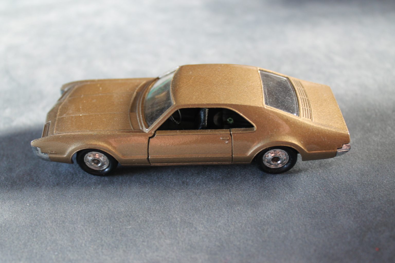 Solido Toys 150 Oldsmobile Toronado - Diecast