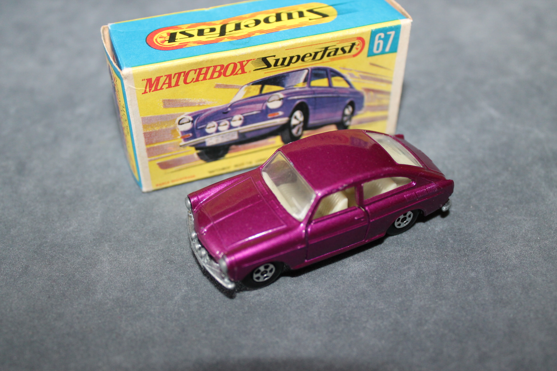 Matchbox 1-75 series Superfast 67A Volkswagen 1600TL