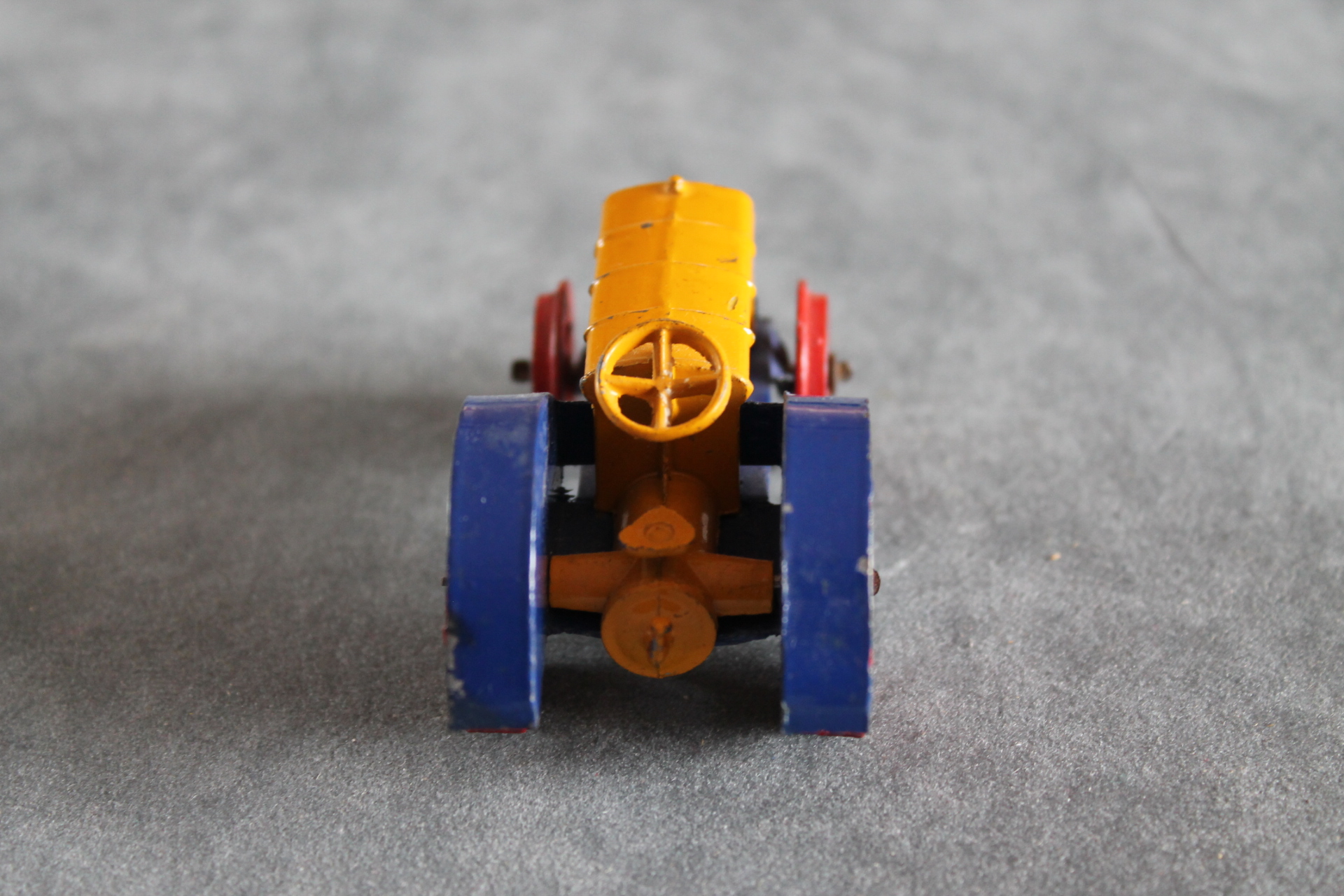 Dinky 22E Farm Tractor. Pre-War | violet blue | Near Mint