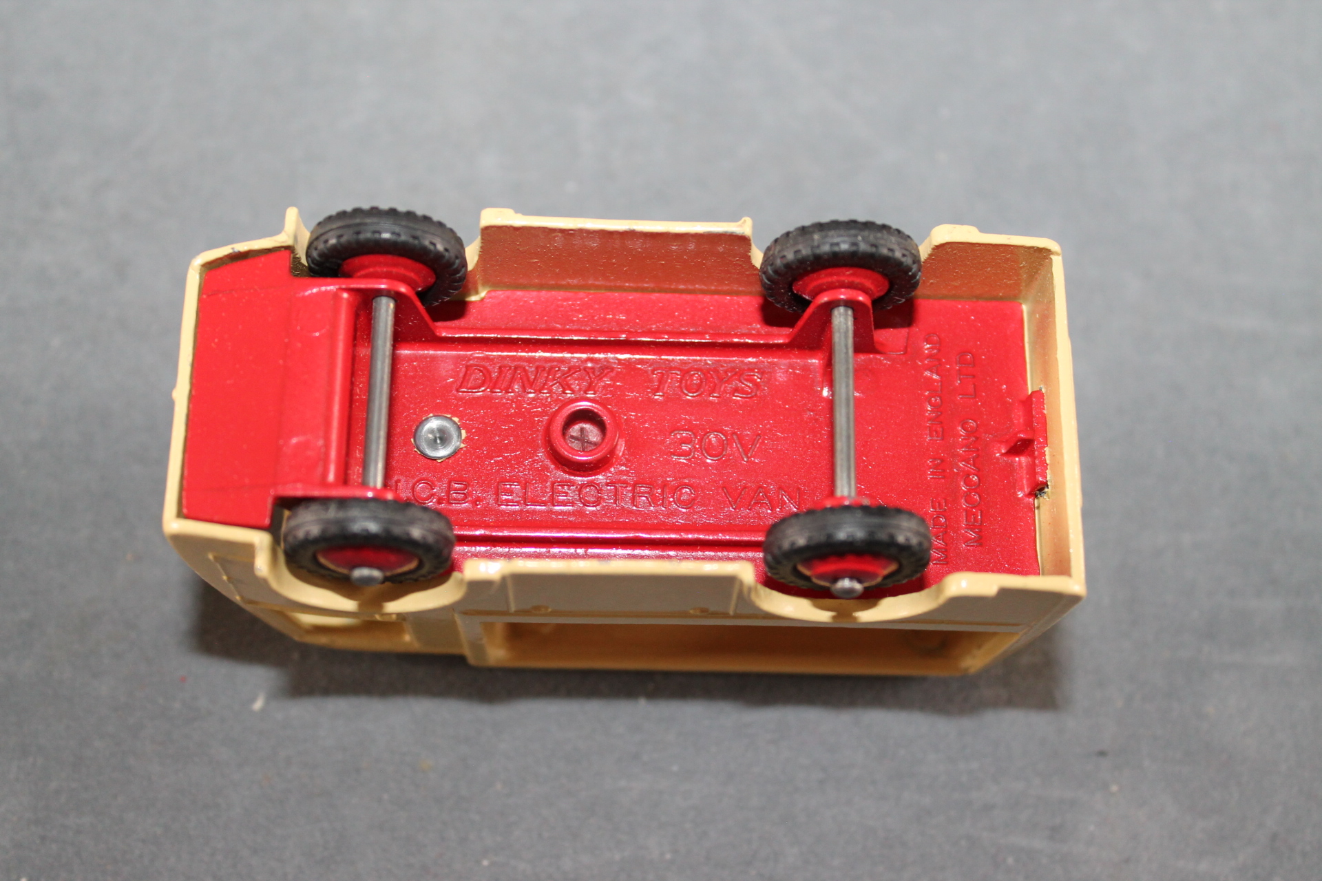 Dinky Toys 491 'NCB' Milk Float - Diecast