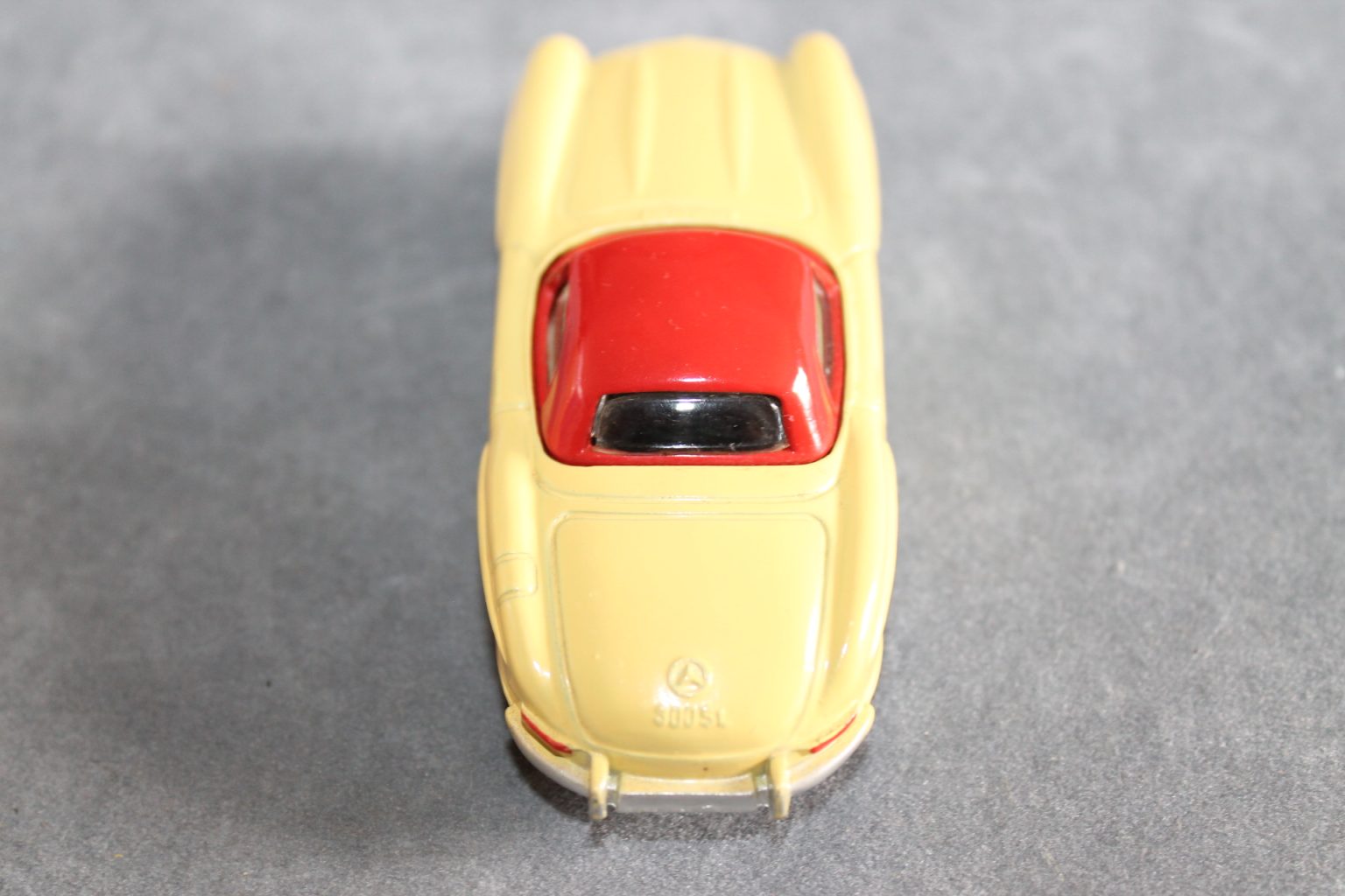 Corgi Toys 304 Mercedes-Benz 300SL Hardtop Roadster - Diecast