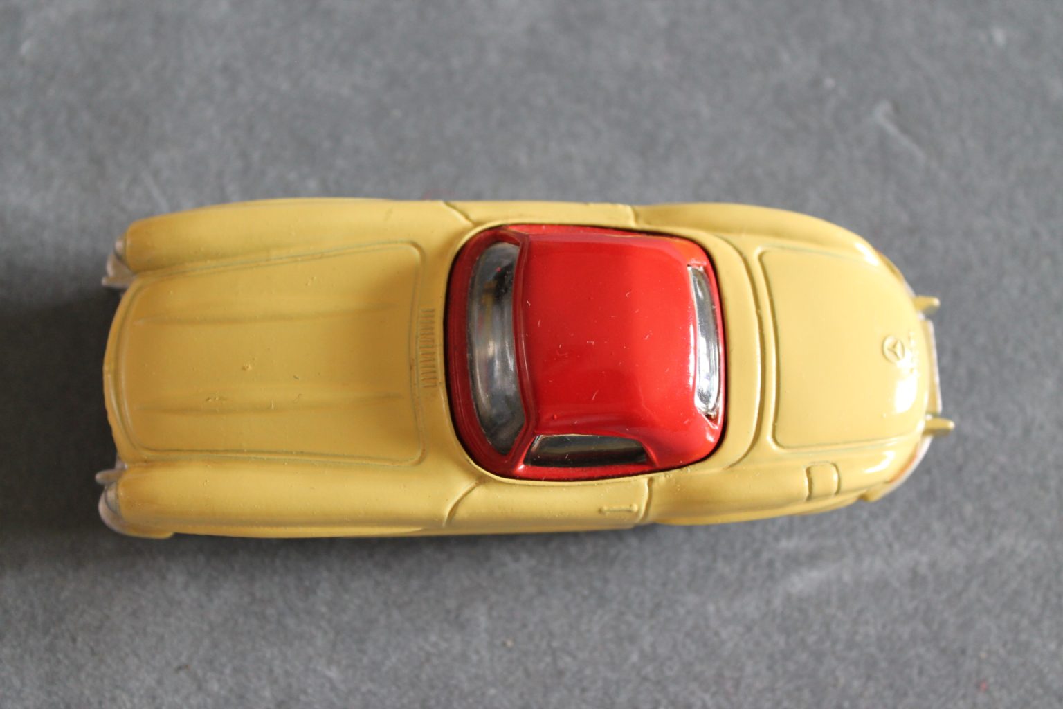 Corgi Toys 304 Mercedes-Benz 300SL Hardtop Roadster - Diecast