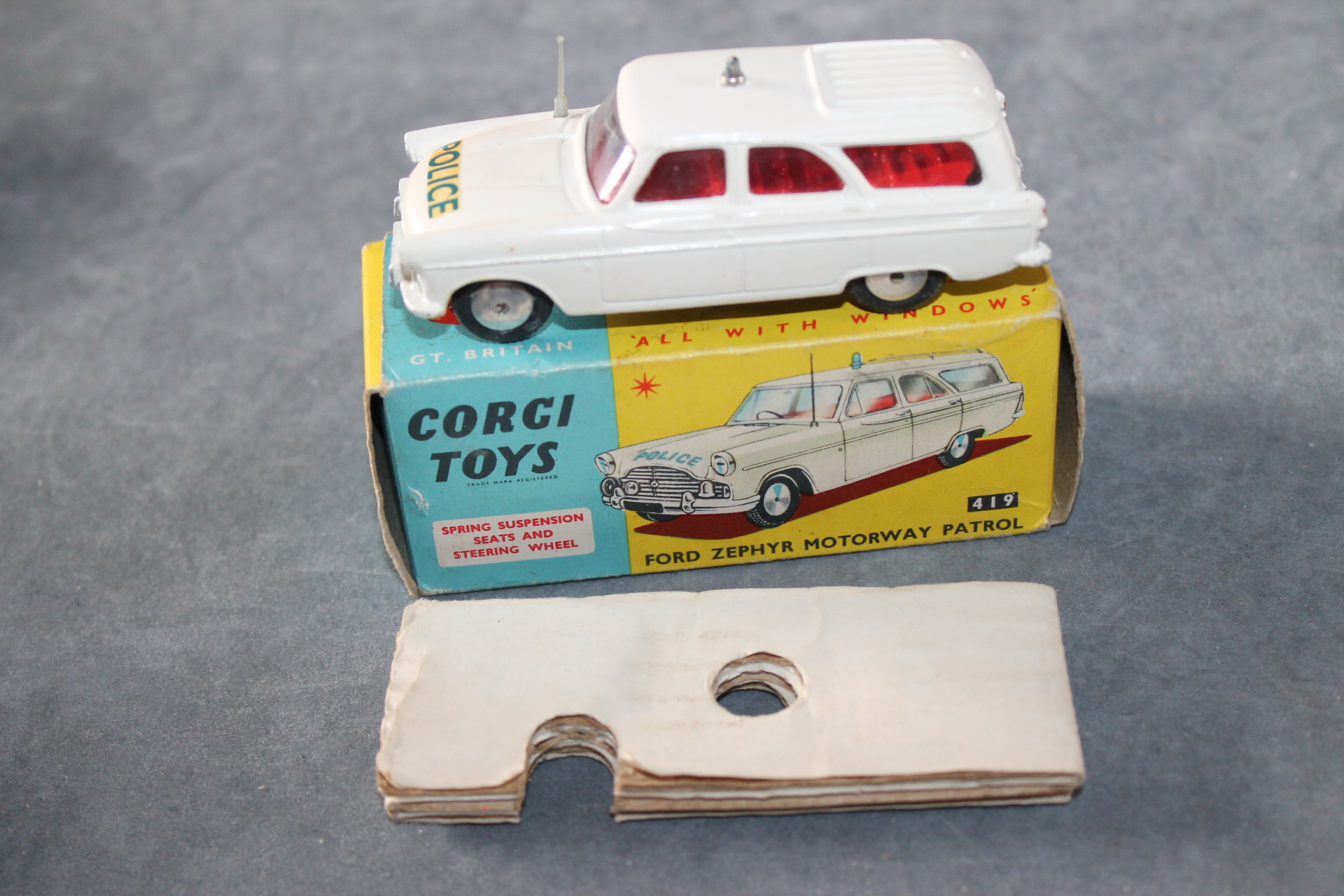 Corgi Toys 419 Ford Zephyr Motorway Patrol - Diecast
