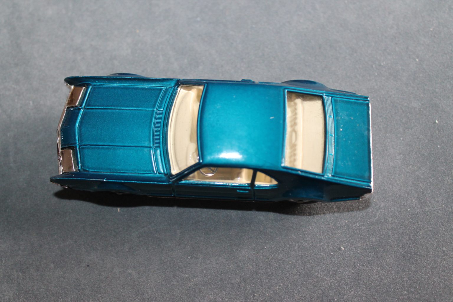 Corgi Toys 264 Oldsmobile Tornado - Diecast