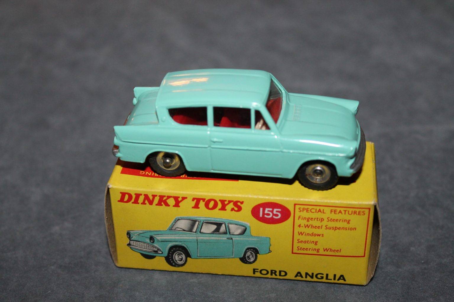 Dinky Toys 155 Ford Anglia - Diecast