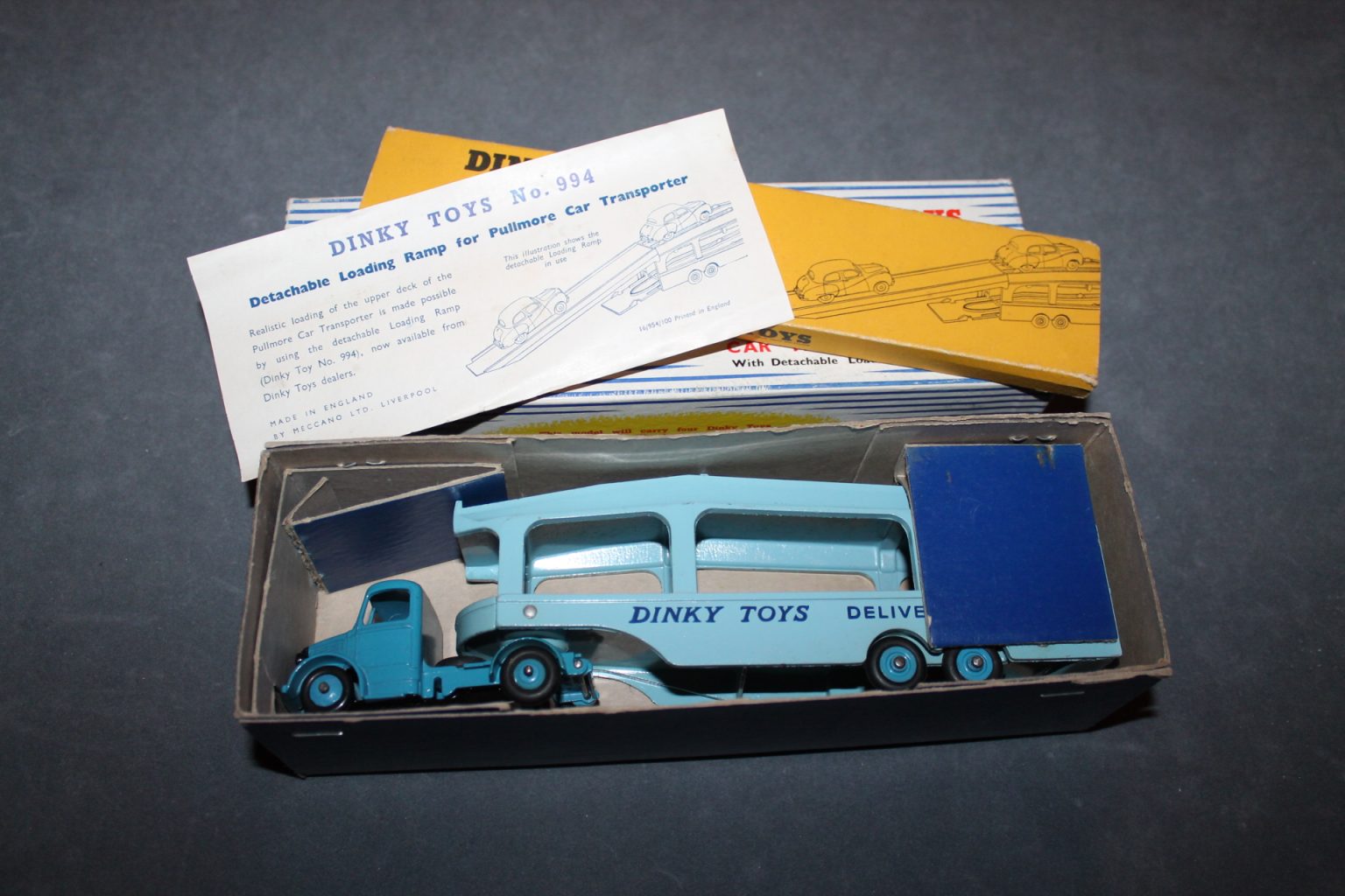 Dinky Toys 982 Pullmore Car Transporter & 994 Ramp - Diecast