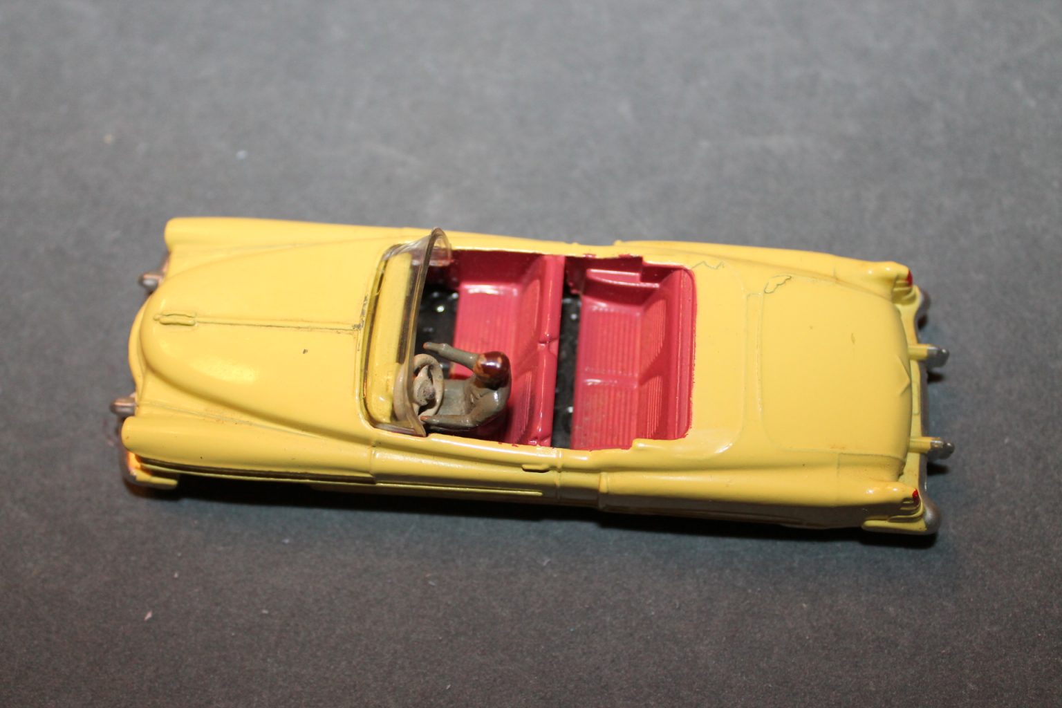 Dinky 131 Cadillac Eldorado Tourer | Almost Mint