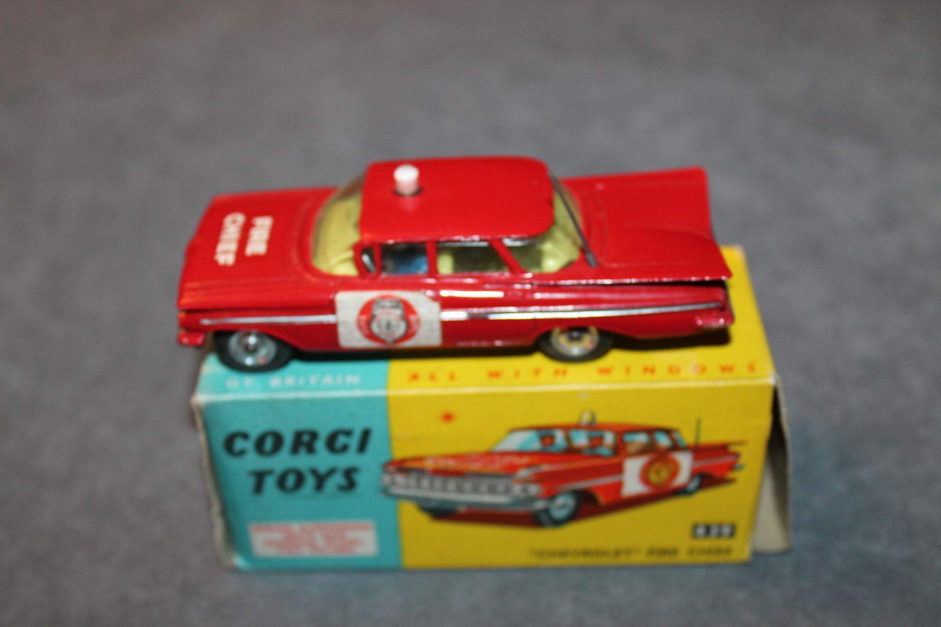 Corgi Toys 439 Chevrolet Fire Chief Car - Diecast