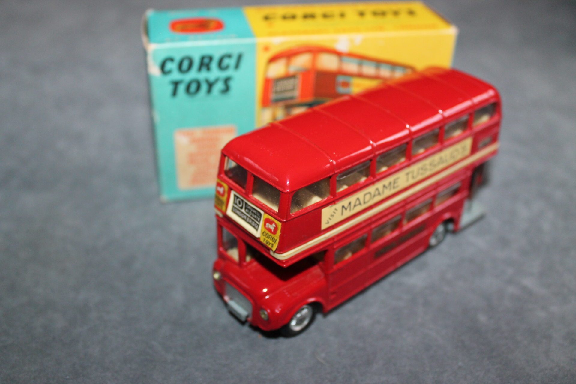 Corgi Toys 468 Rare 'Madame Tussauds' Promotional Routemaster Bus - Diecast