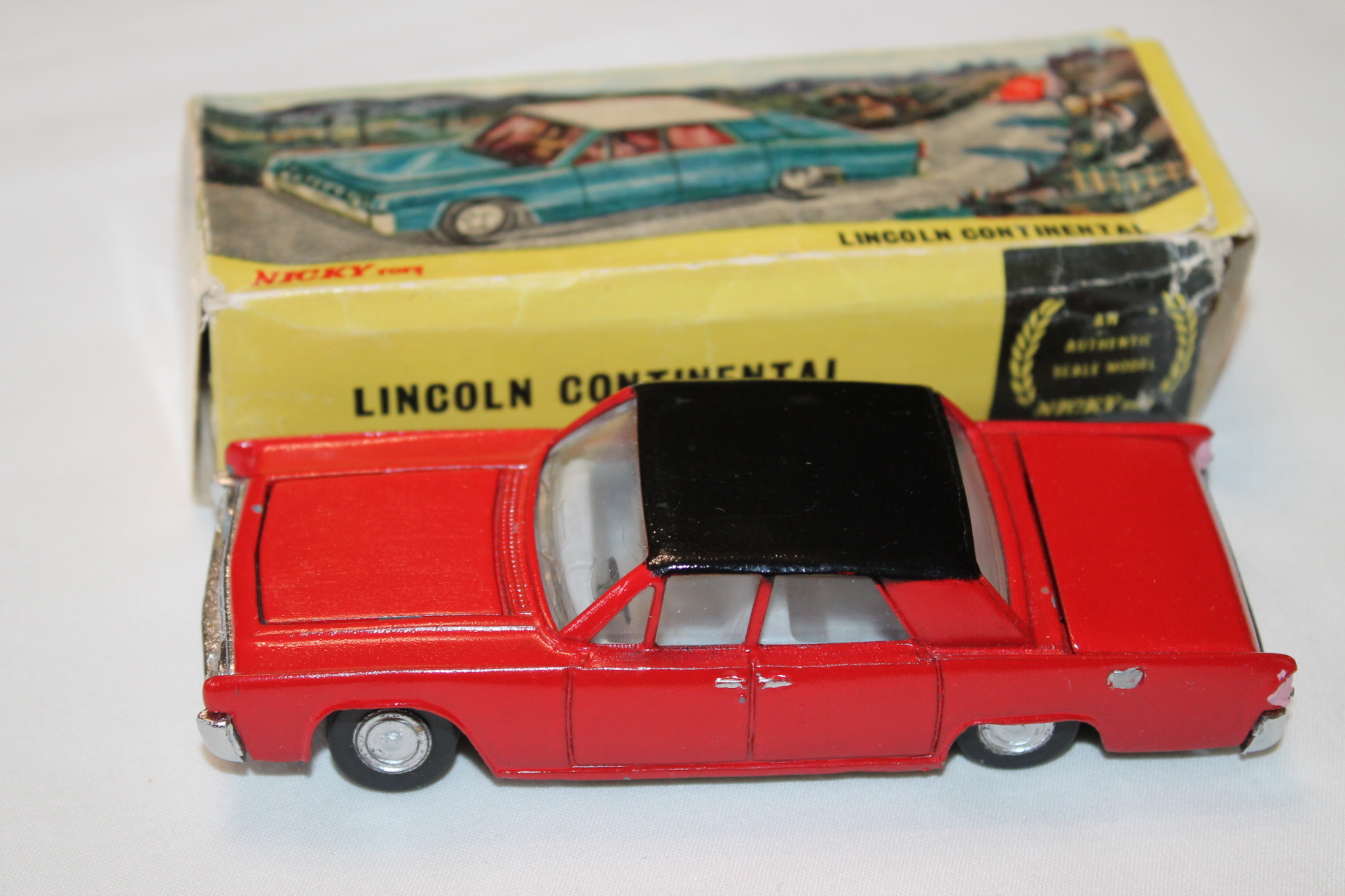 Nicky Toys 170 Lincoln Continental - Diecast