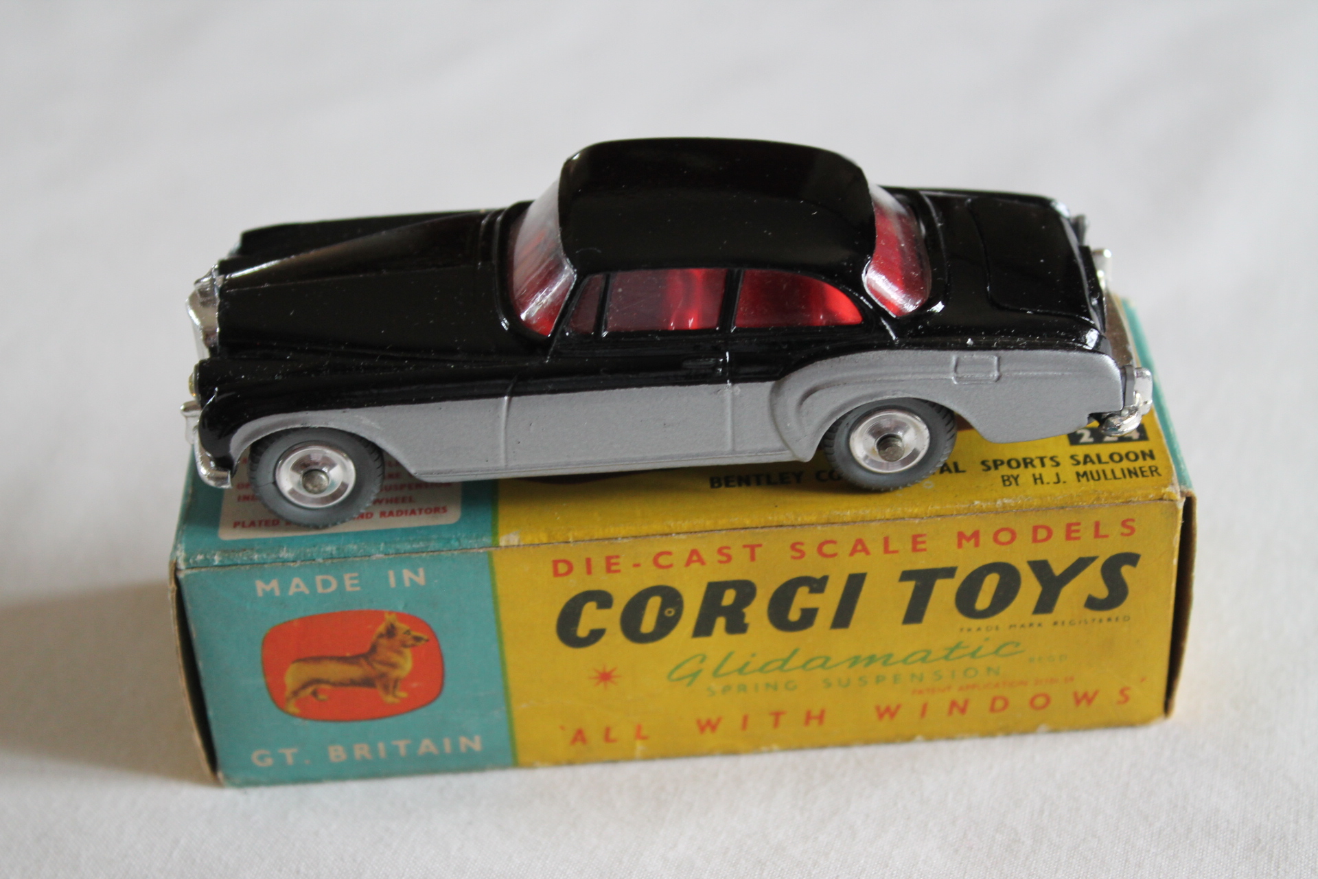 Corgi Toys 224 Bentley Continental Sports - Diecast