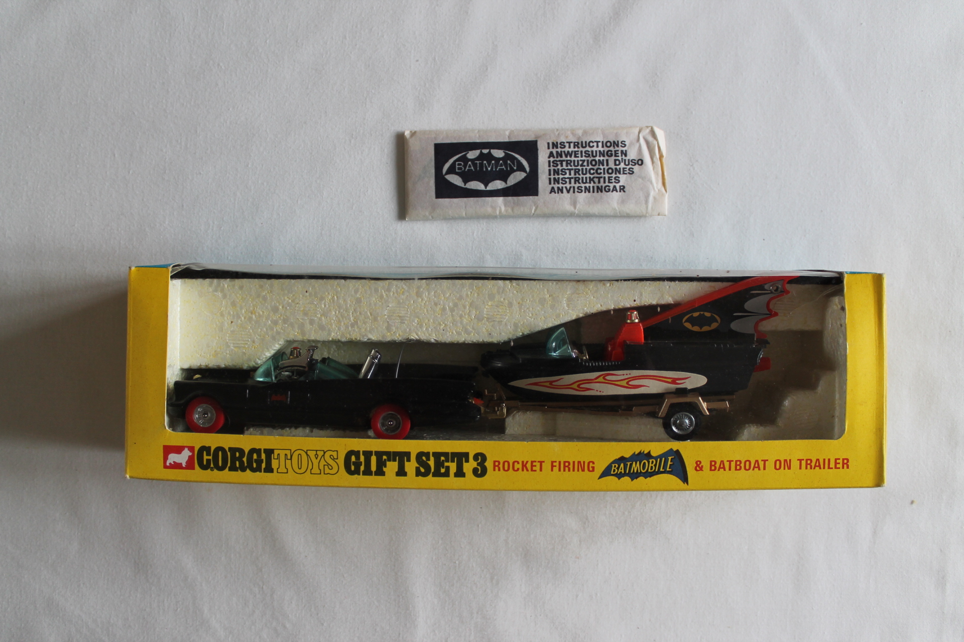 Corgi 3 Batmobile & Batboat. Issue 2 | Almost Mint