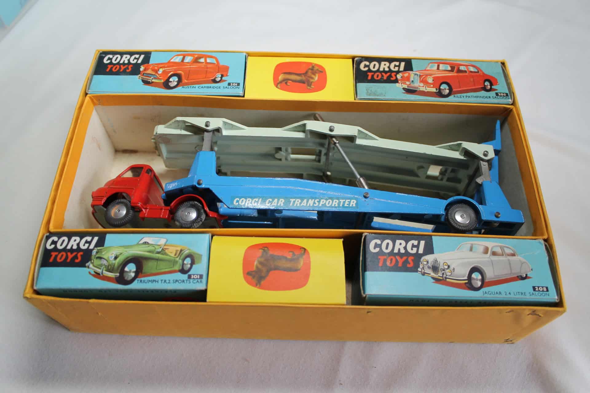 Corgi No 1 Gift Set | Almost Mint