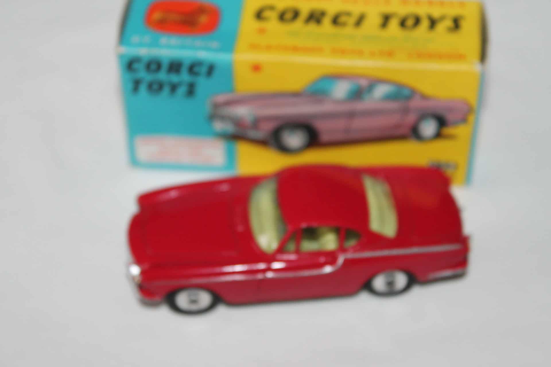Corgi Toys 228 Volvo P.1800 - Diecast