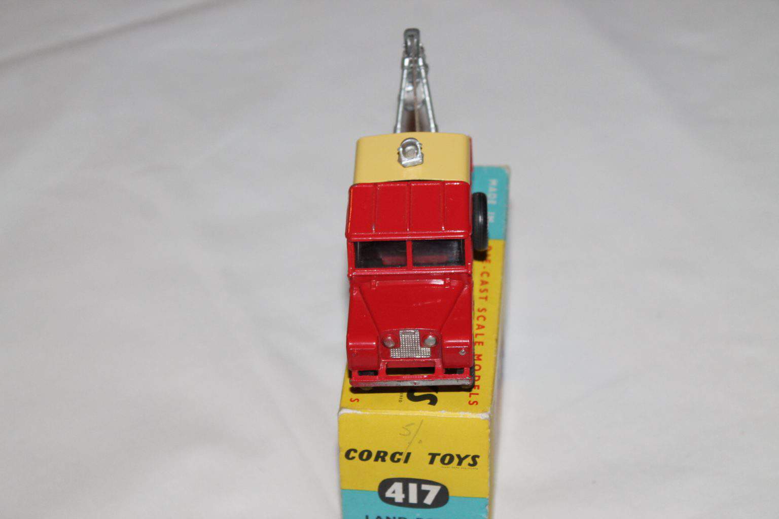 Corgi Toys 417 Land-Rover Breakdown Truck - Diecast