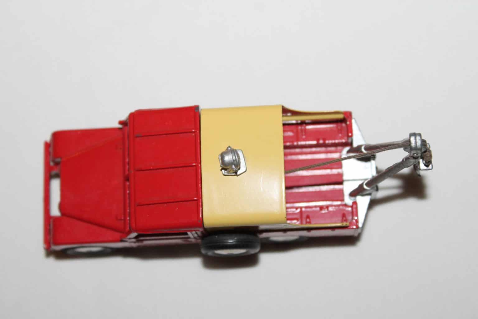 Corgi Toys 417 Land-Rover Breakdown Truck - Diecast