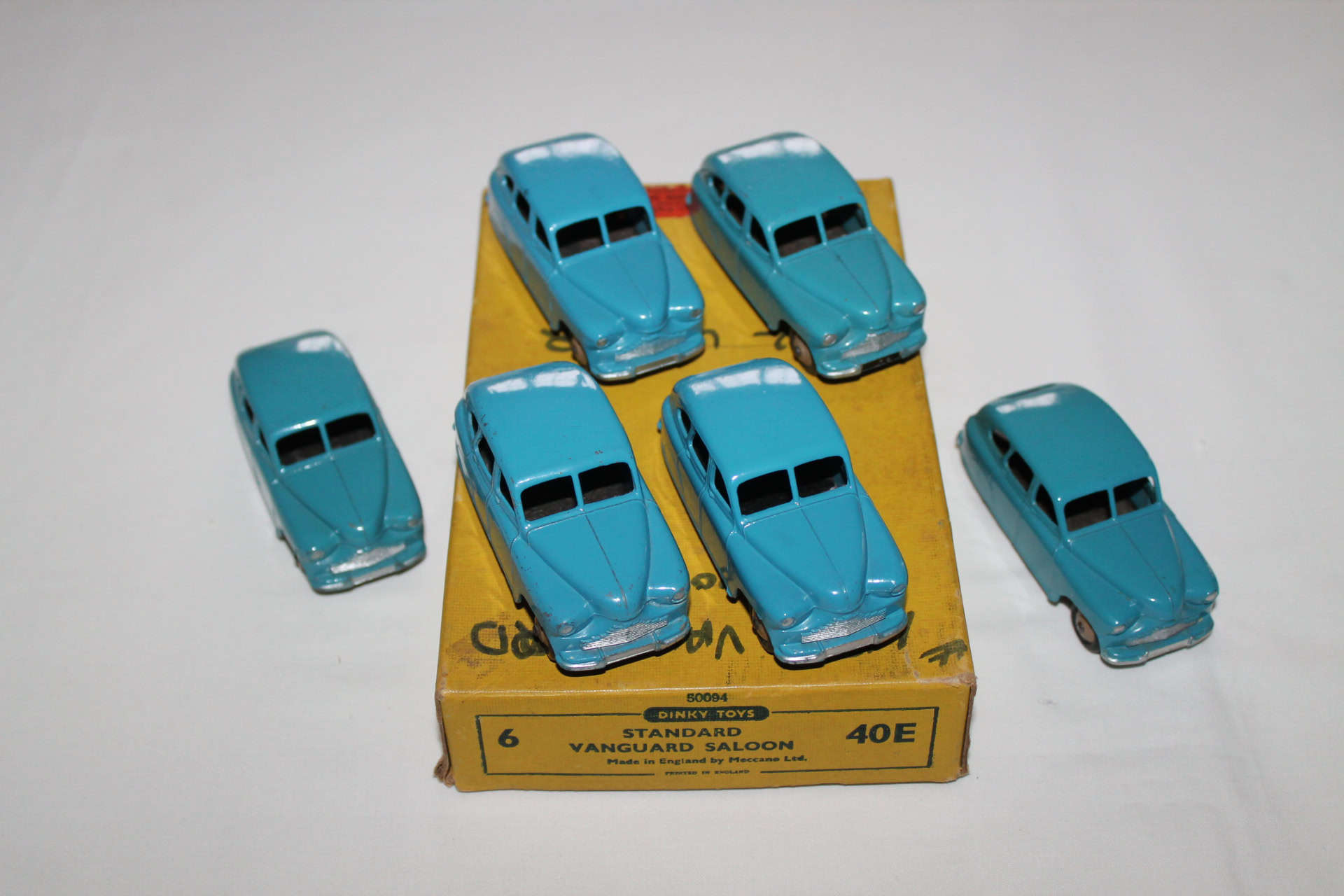 Dinky Toys 040E Standard Vanguard Full Trade Box x6 - Diecast