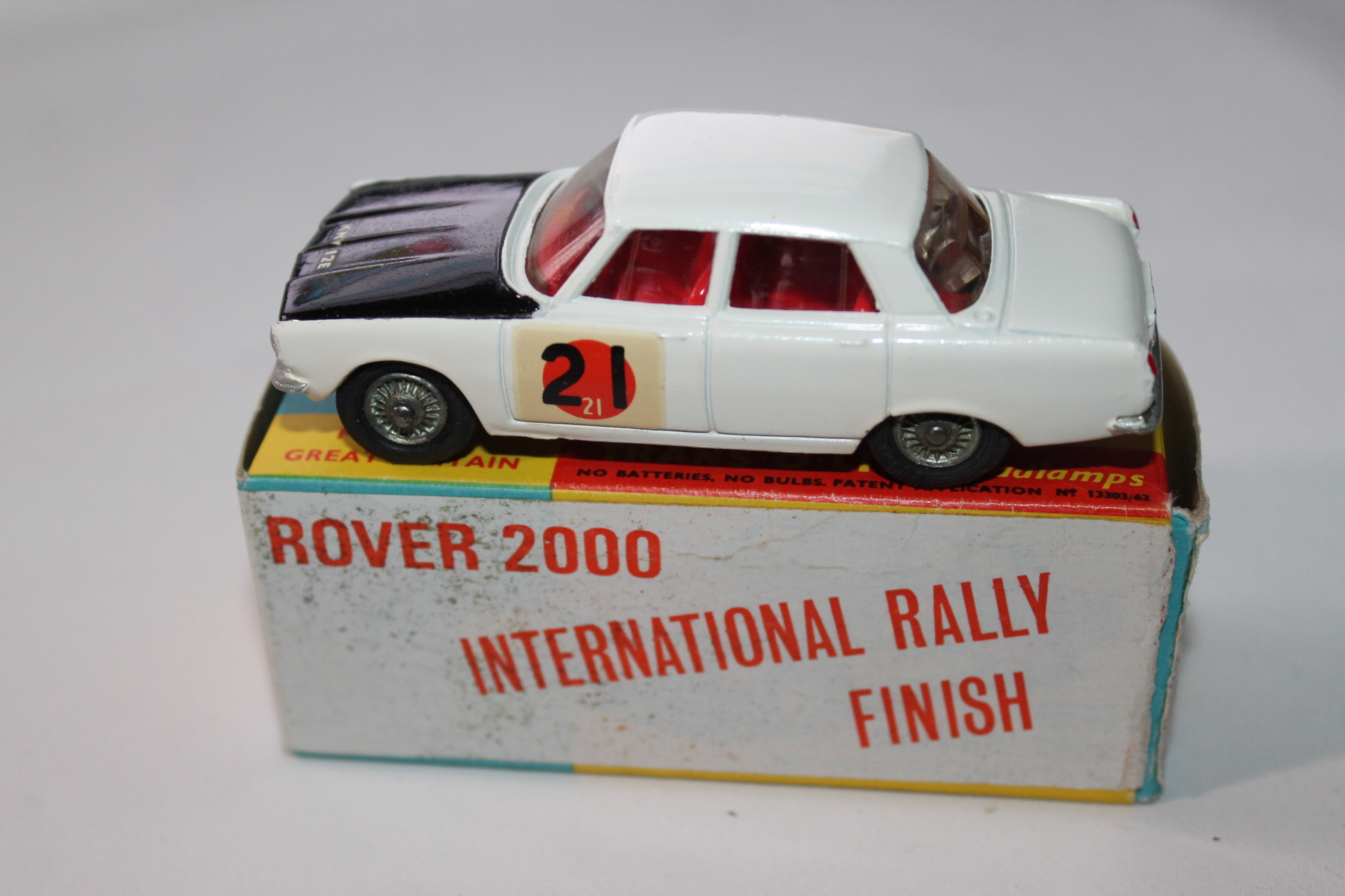 Corgi Toys 322 Rover 2000TC International 'Sun' Rally - Diecast
