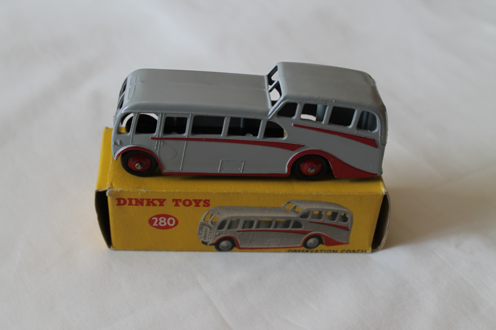 280 Dinky Toys Observation Coach - Diecast