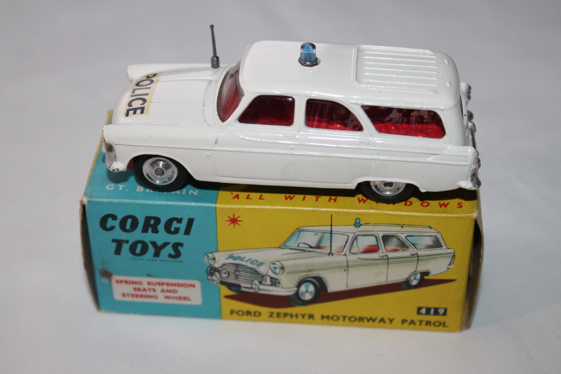 Corgi Toys 419 Ford Zephyr Motorway Patrol - Diecast