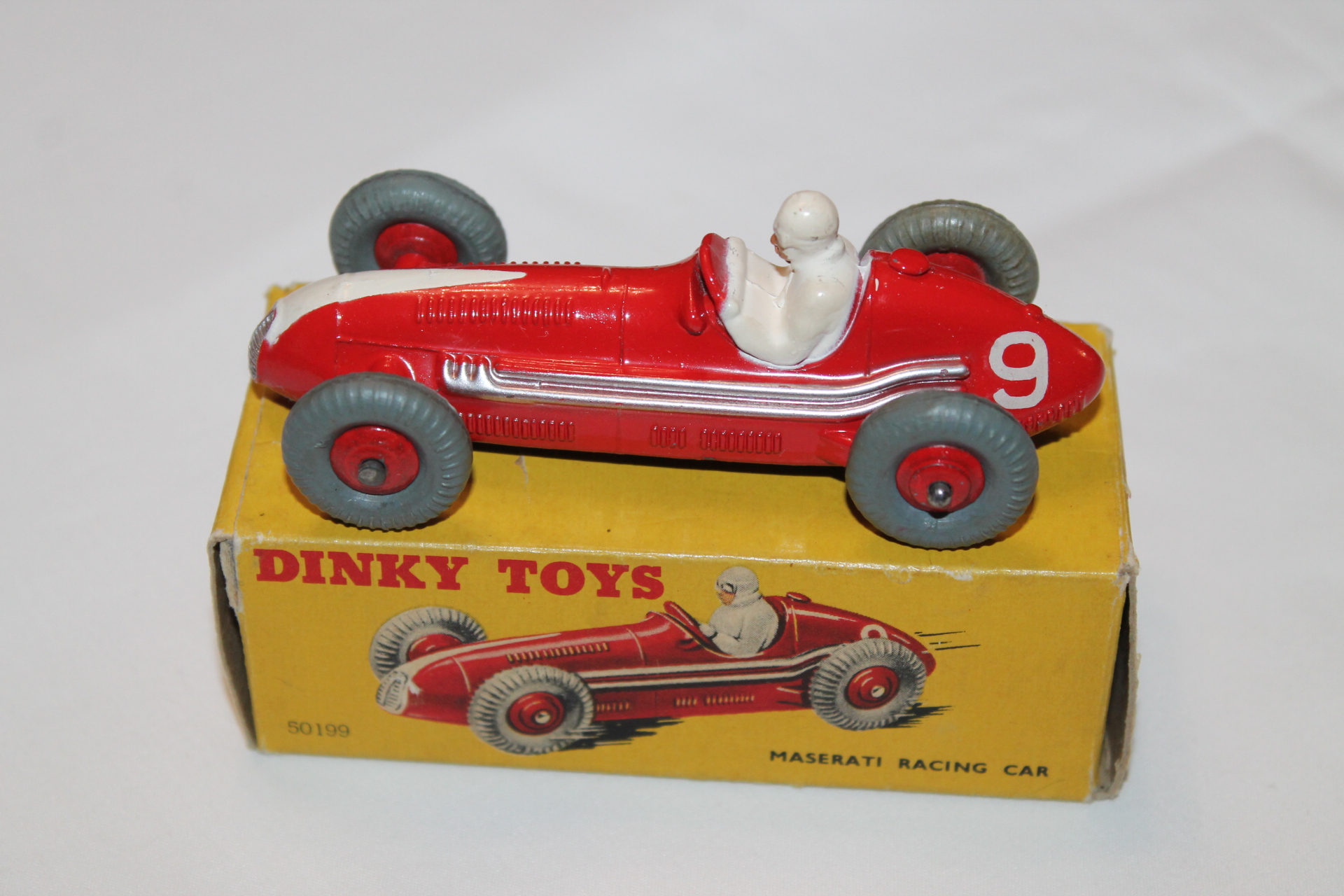 Dinky Toys 023N Maserati Racing Car - Diecast