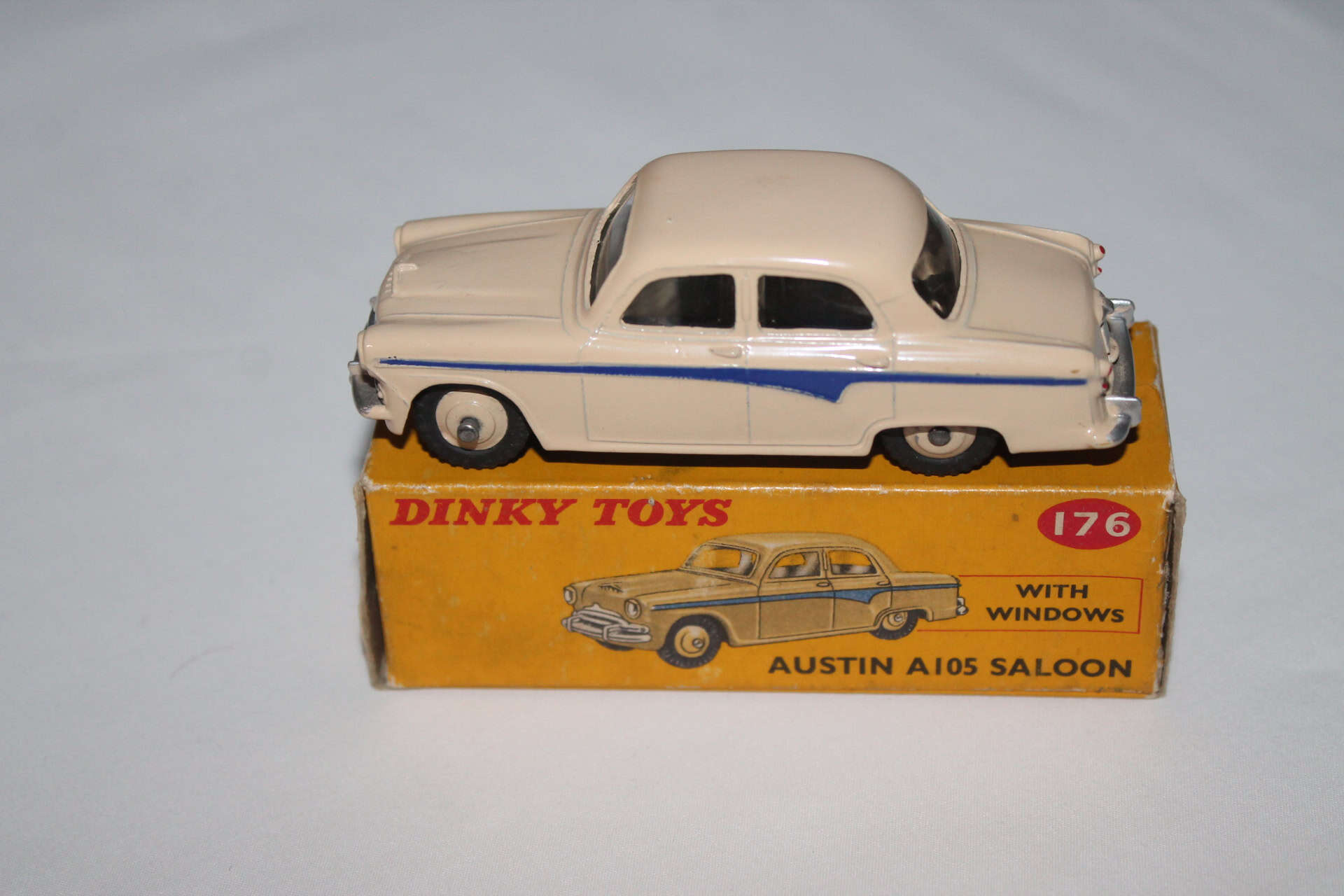 Dinky 176 Austin A 105 | beige | Mint | Welsh' collection