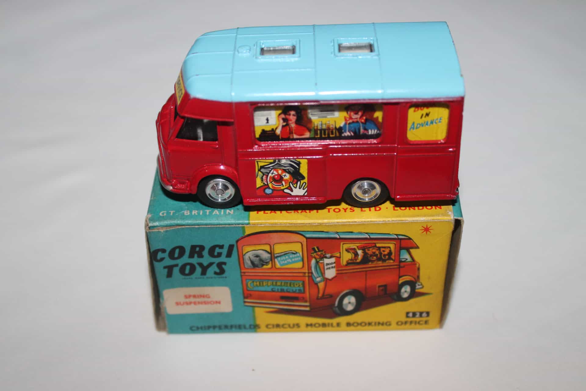 Corgi 426 Chipperfield's Circus Mobile Booking Office