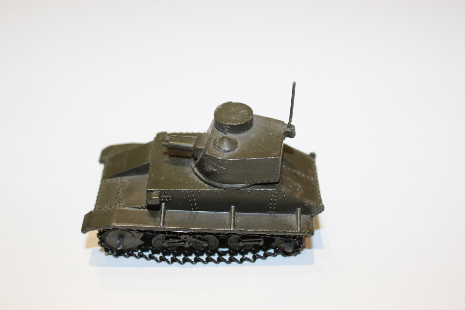 Dinky 152a US Export Light Tank | Almost Mint